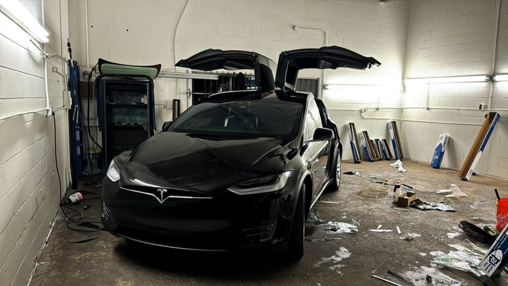 MAGIC TINT STATION - Updated July 2024 - 392 Photos - 15187 Moran St ...