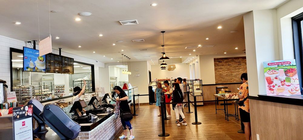 85°C BAKERY CAFE-ALA MOANA - Updated April 2025 - 1258 Photos & 294 ...