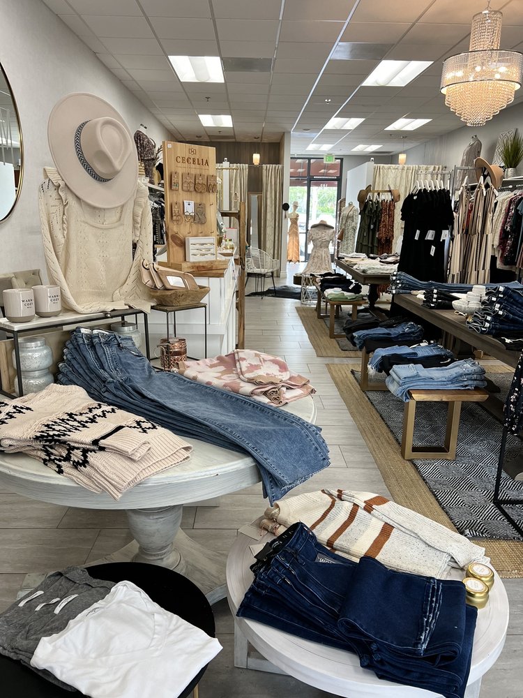 BLOOM - Updated July 2025 - 25 Photos & 42 Reviews - 2653 Gateway Rd ...