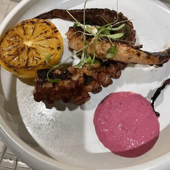 CATALUNA - Updated February 2025 - 304 Photos & 75 Reviews - 8206 ...