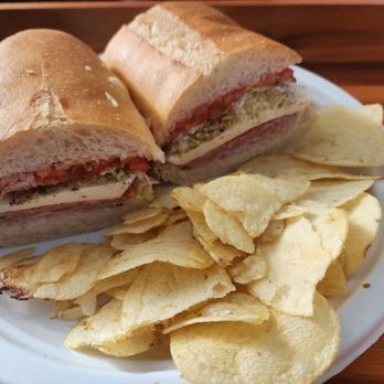 PAULIE G’S DELI AND GRILL - Updated June 2026 - 134 Photos & 122 ...