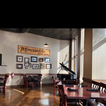 73 & MAIN - Updated July 2025 - 167 Photos & 213 Reviews - 1467 N Main ...