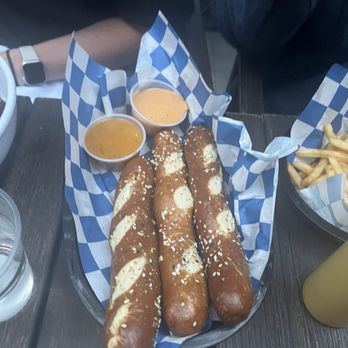 THE ROOK MANAYUNK - Updated October 2025 - 160 Photos & 102 Reviews ...