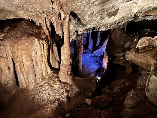 INNER SPACE CAVERN - 820 Photos & 364 Reviews - 4200 S IH-35 ...