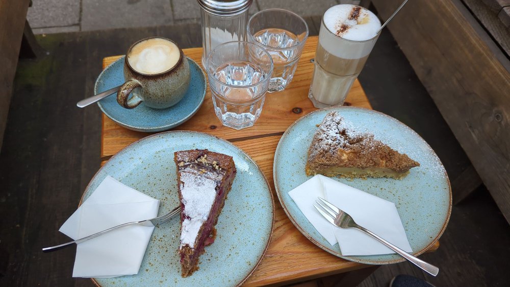 CAFÉ LOZZI - Updated January 2025 - Pestalozzistraße 8, München, Bayern ...