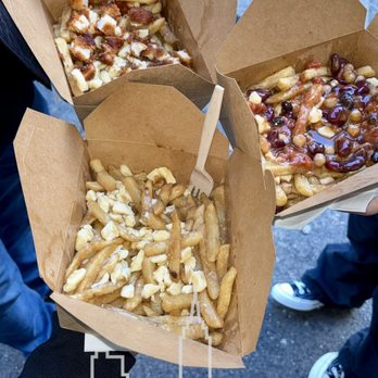 MEAN POUTINE - Updated July 2025 - 304 Photos & 304 Reviews - 718 ...