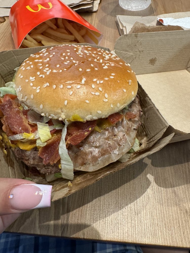 MCDONALD’S - Updated July 2025 - 24 Photos & 62 Reviews - 895 E Fort ...