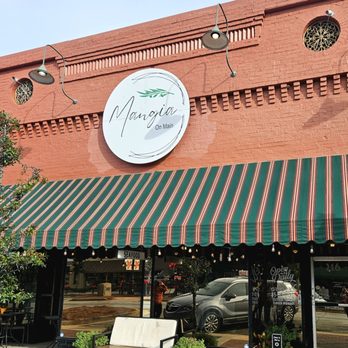 MANGIA ON MAIN - Updated April 2025 - 16 Photos & 21 Reviews - 216 Main ...