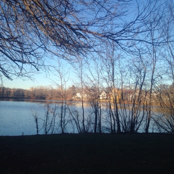 ELL POND PARK - Updated December 2025 - 24 Photos - Main St & Lebanon ...