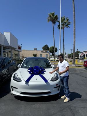 CALIFORNIA BEEMERS TESLERS - Updated January 2026 - 828 Photos & 1410 ...