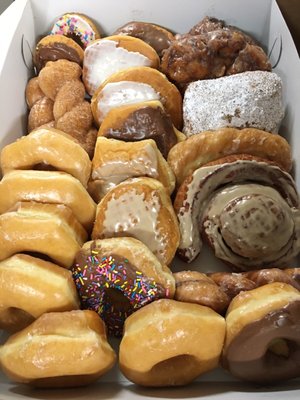 CENTRAL PASTRY SHOP - 47 Photos & 45 Reviews - Bakeries - 1518 Central ...