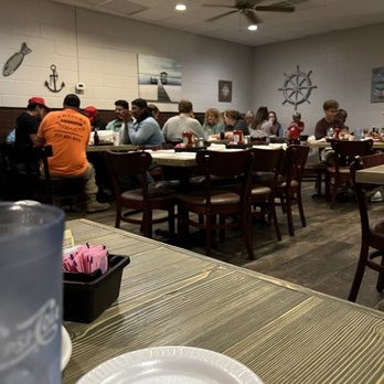 HUNT’S SEAFOOD RESTAURANT & OYSTER BAR - 117 Photos & 219 Reviews - 177 ...