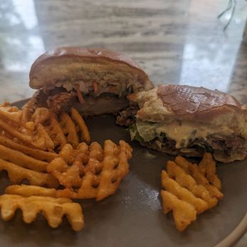 SLAY BURGERS - Updated December 2024 - 81 Photos & 59 Reviews - 22 W ...