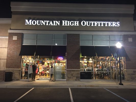 MOUNTAIN HIGH OUTFITTERS - Updated March 2025 - 1320 McFarland Blvd E ...