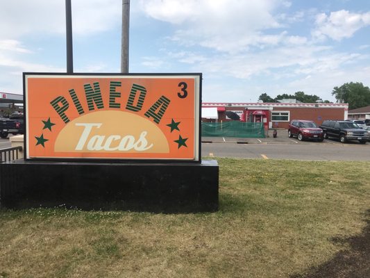 PINEDA TACO - Updated July 2024 - 31 Photos & 70 Reviews - 1304 Robert ...