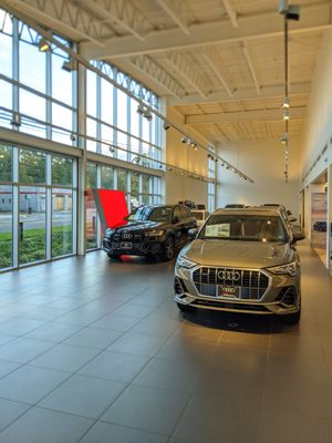 AUDI OF HUNTINGTON - Updated December 2025 - 26 Photos & 97 Reviews ...