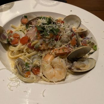 LOMONTE’S ITALIAN RESTAURANT AND PIZZERIA - Updated May 2024 - 385 ...