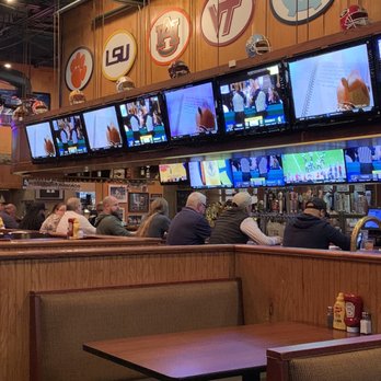 JOCKS & JILLS SPORTS GRILLE - Updated January 2025 - 221 Photos & 255 ...