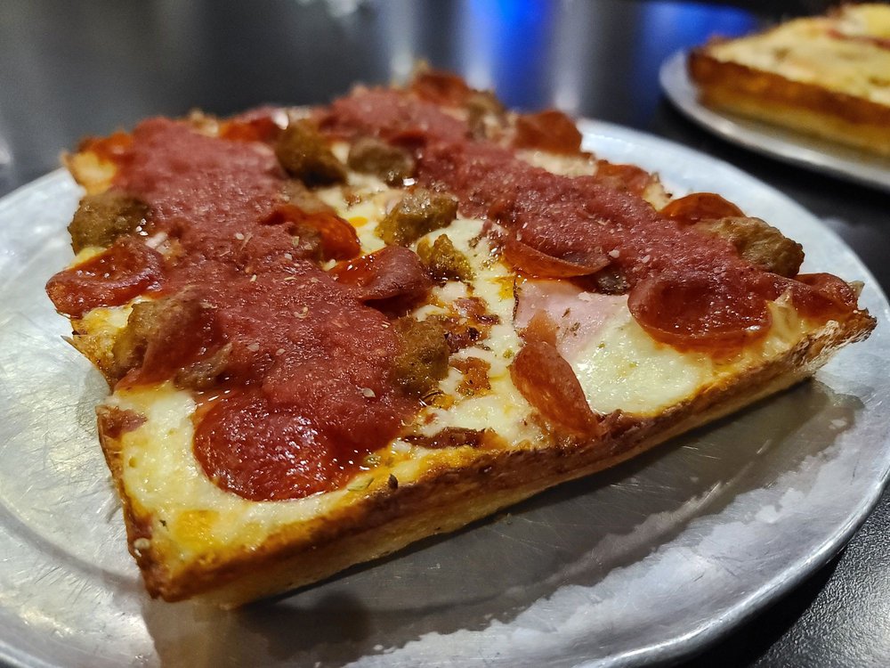VIA 313 PIZZA - Updated January 2025 - 929 Photos & 837 Reviews - 3016 ...