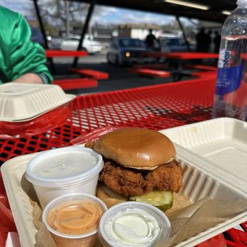 CHUCK’S HOT CHICKEN - Updated December 2024 - 31 Photos & 25 Reviews ...