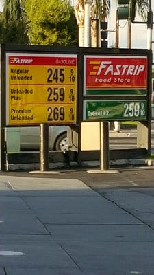 FASTRIP FOOD STORE - Updated September 2025 - 4798 E Clinton Ave ...