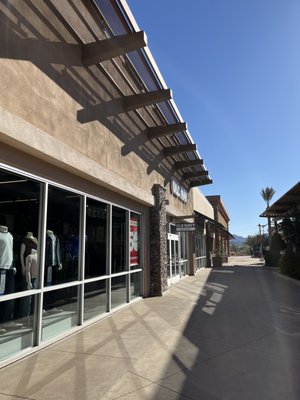TUCSON PREMIUM OUTLETS - Updated October 2025 - 196 Photos & 99 Reviews ...