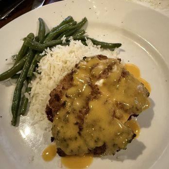 MIDDLE GROUNDS GRILL - Updated August 2025 - 563 Photos & 915 Reviews ...