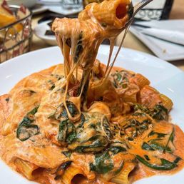 LA PIAZZA - MERRICK - Updated December 2025 - 165 Photos & 360 Reviews ...