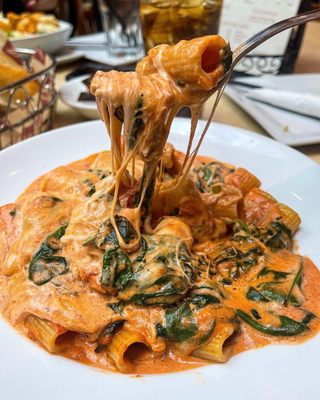 LA PIAZZA - MERRICK - Updated December 2025 - 165 Photos & 360 Reviews ...