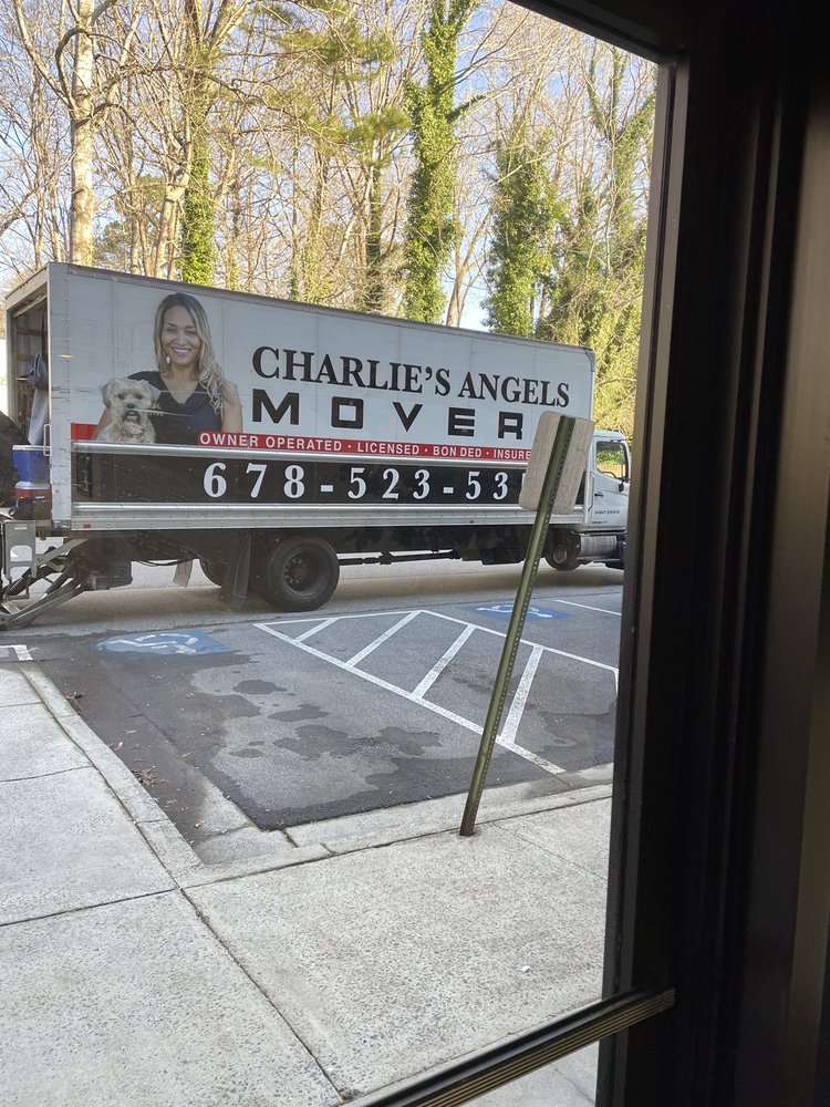 CHARLIE’S ANGELS MOVERS - 72 Photos & 32 Reviews - 4489 Acworth ...