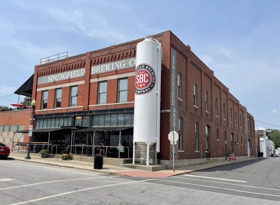 SPRINGFIELD BREWING COMPANY - Updated July 2025 - 330 Photos & 441 ...