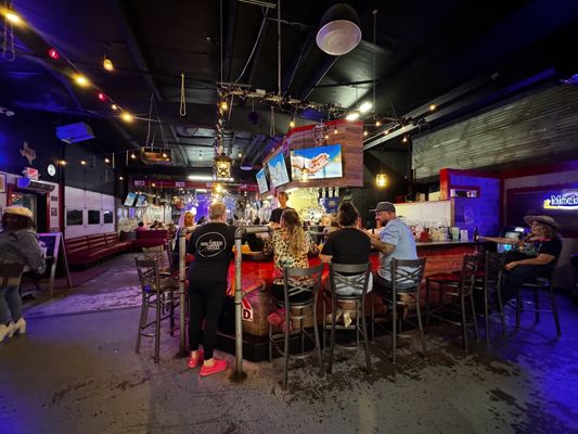 RUSTY HOOK BAR & GRILL - Updated December 2025 - 57 Photos & 40 Reviews ...