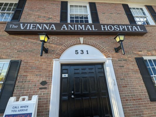 VIENNA ANIMAL HOSPITAL - Updated January 2026 - 110 Reviews - 531 Maple ...