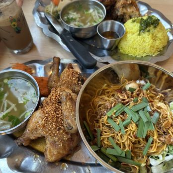 THE BOAT - Updated August 2024 - 593 Photos & 273 Reviews - 1314 S ...