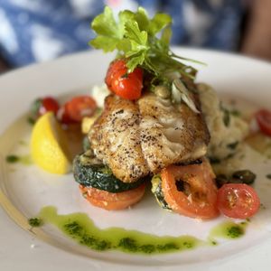 LINDAROSE ROOFTOP BAR & GRILL - Updated June 2024 - 79 Photos & 24 ...