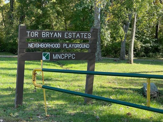 TOR BRYAN PARK AND PLAYGROUND - 22 Photos - 8908 Branchview Dr, Fort ...