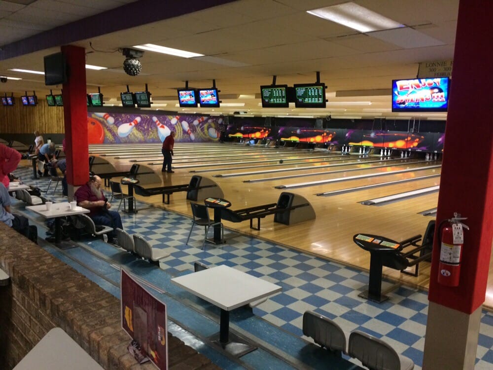 ROLLHOUSE ENTERTAINMENT - FAIRFIELD - Updated December 2025 - 16 Photos ...