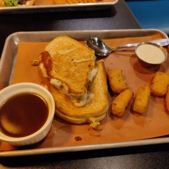 USELESS CREATURES BREWING - Updated July 2025 - 21 Photos & 23 Reviews ...