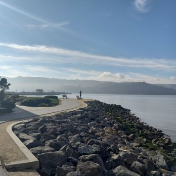BENICIA PUBLIC PIER & BEACH - Updated December 2025 - 212 Photos & 39 ...