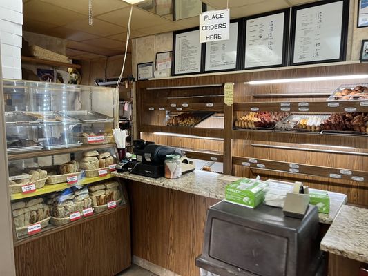 DONUT CASTLE - Updated December 2025 - 60 Photos & 99 Reviews - 11831 E ...