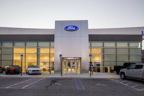 LORENZO FORD - Updated January 2026 - 107 Photos & 232 Reviews - 30725 ...