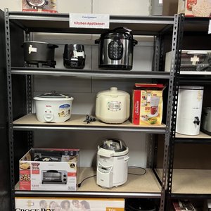 GOODWILL OUTLET - Updated October 2025 - 15 Photos & 23 Reviews - 3038 ...