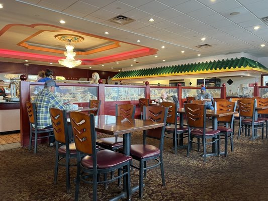 SUPER BUFFET - Updated January 2026 - 96 Photos & 233 Reviews - 1390 ...