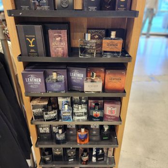 BOOT BARN - Updated December 2025 - 73 Photos - 11850 Pines Blvd ...