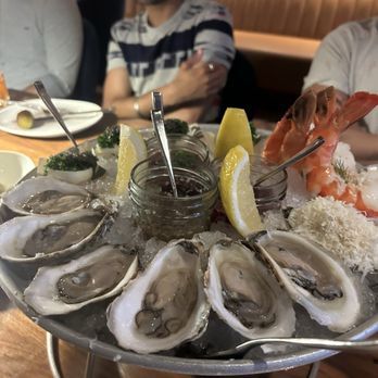 MOISHES - Updated December 2025 - 67 Photos & 34 Reviews - 1001 Rue du ...