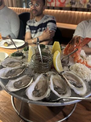 MOISHES - Updated December 2025 - 67 Photos & 34 Reviews - 1001 Rue du ...