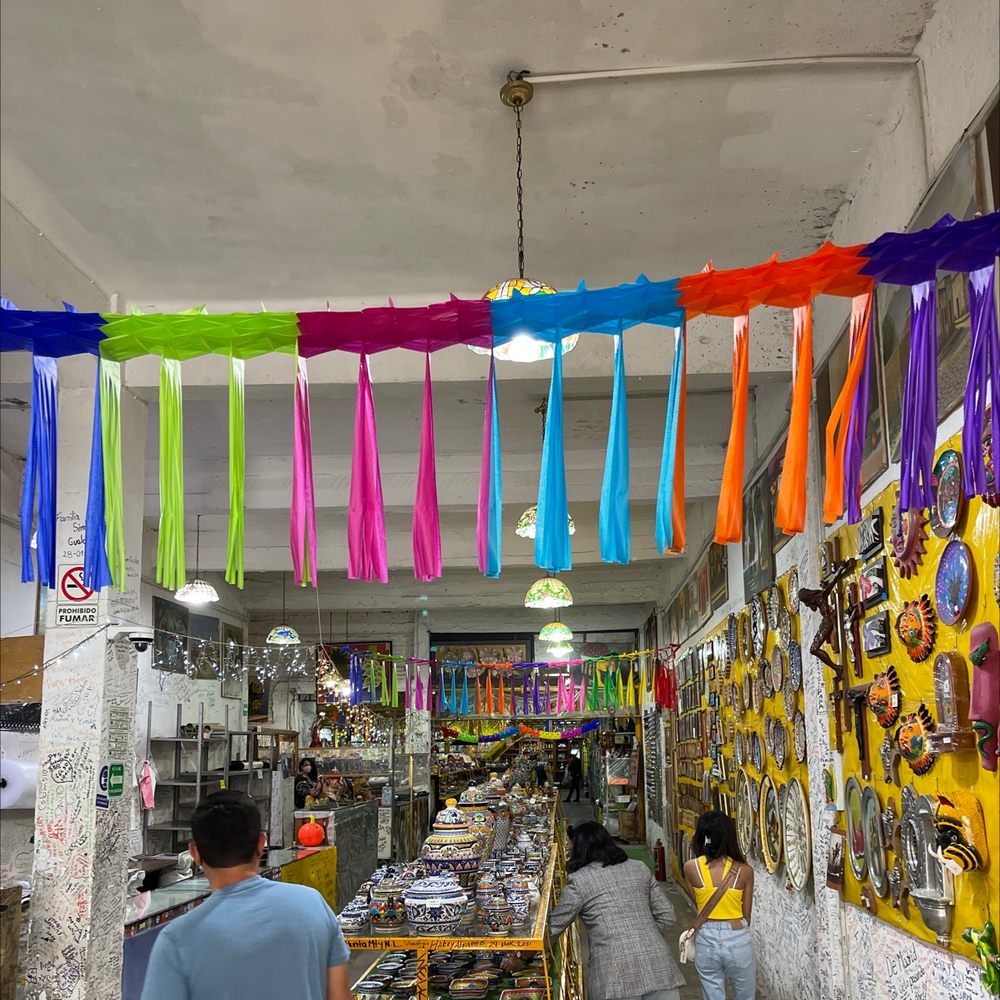 MERCADO DE ARTESANÍAS DE PERALVILLO - Updated July 2024 - México, D.F ...