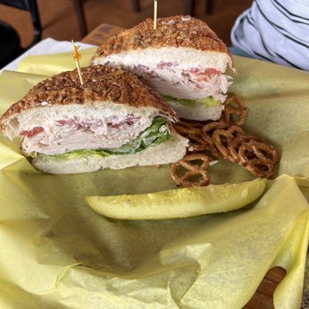 SMACKY’S ON BROADWAY - 116 Photos & 183 Reviews - 6415 E Broadway Ave ...