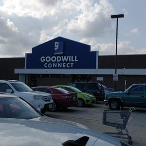 GOODWILL - Updated August 2025 - 5783 Woodway Dr, Houston, Texas ...