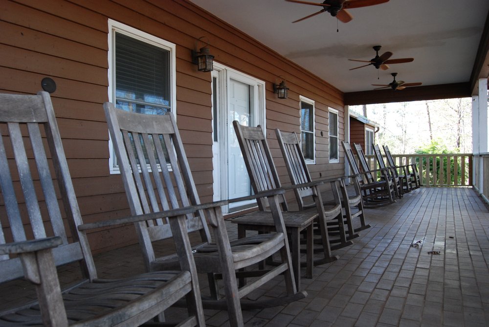 LUNDY CREEK LODGE - Updated May 2026 - 48 Photos - 21081 Hwy 15 S ...